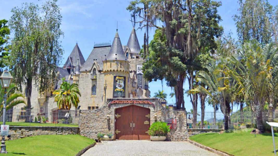 Conoce los castillos más impresionantes de Latinoamérica | QPASA
