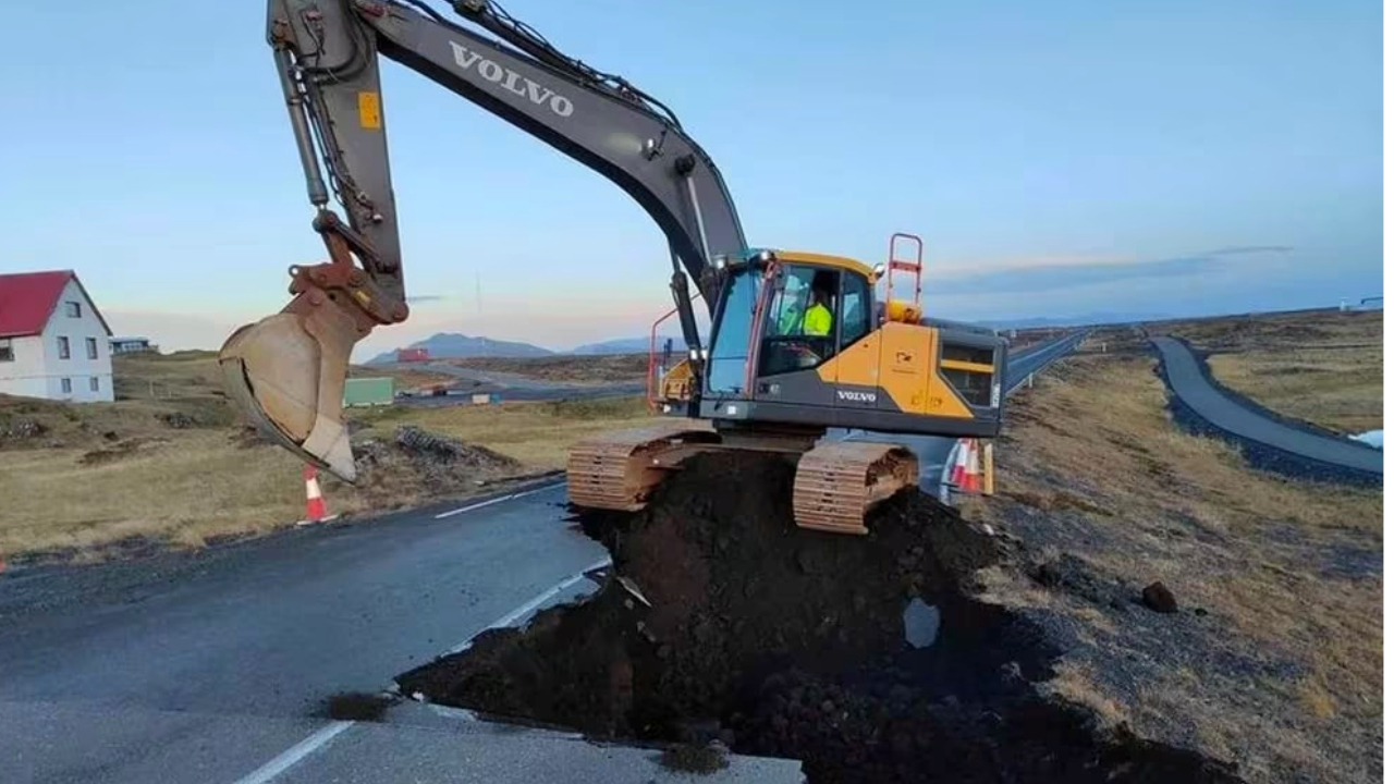 Islandia está en alerta por la enorme grieta que ha dividido a toda una ...