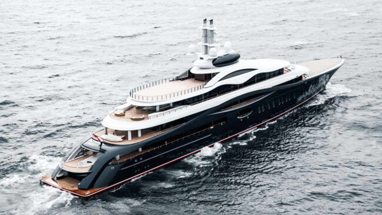 Este es el increíble mega yate de Zuckerberg que no logra donde atracar ...